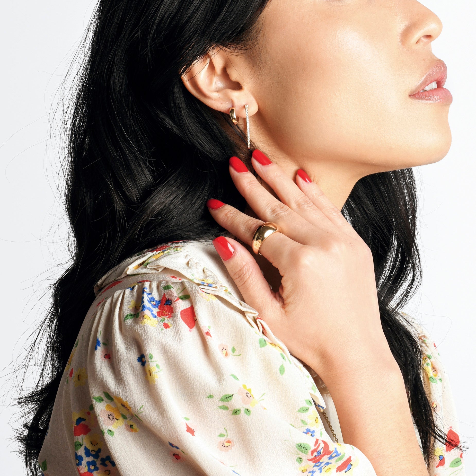 Helium Ring – Ariel Gordon